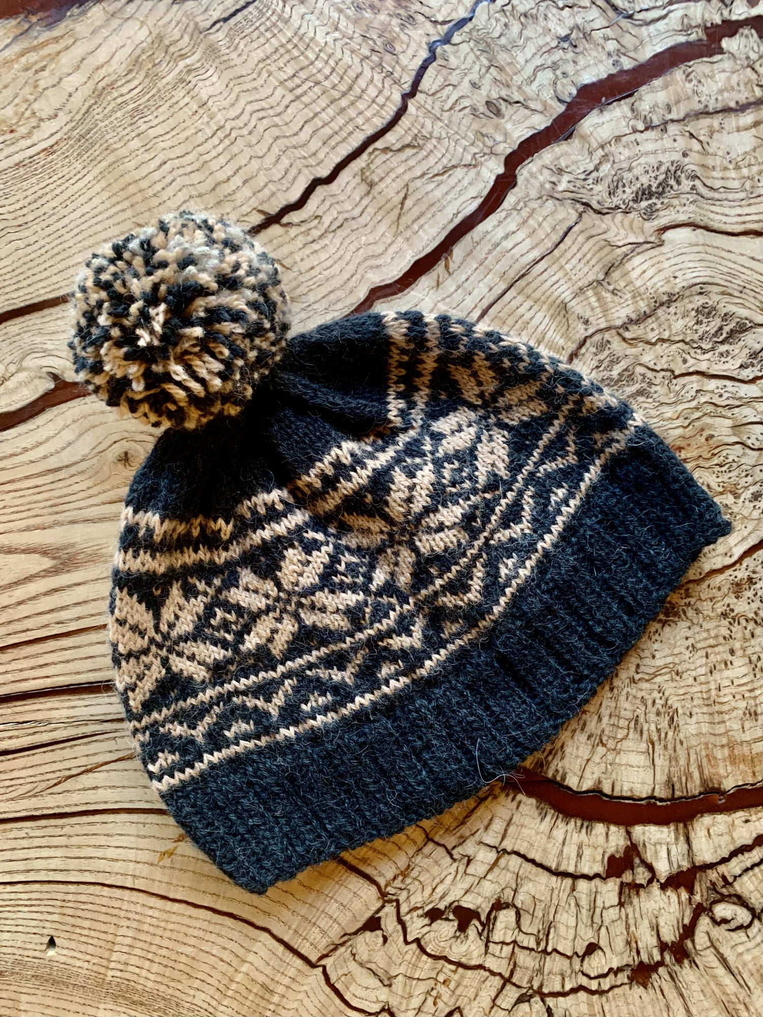 Blackstone Norwegian Star Hat | International Wolf Center